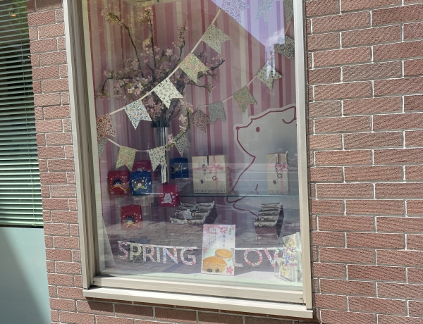 バンフの森の可愛いプリントクッキーに大喜び！｜Alcocca天神 福岡 （アルコッカ 天神 福岡）