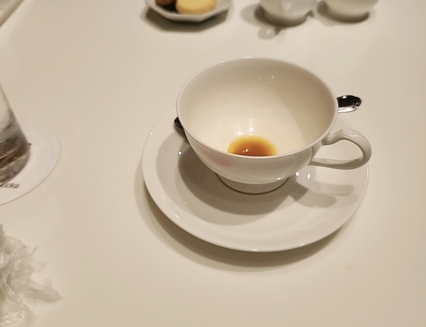 優雅なティータイムを満喫しました ｜Alcocca天神 福岡 （アルコッカ 天神 福岡）